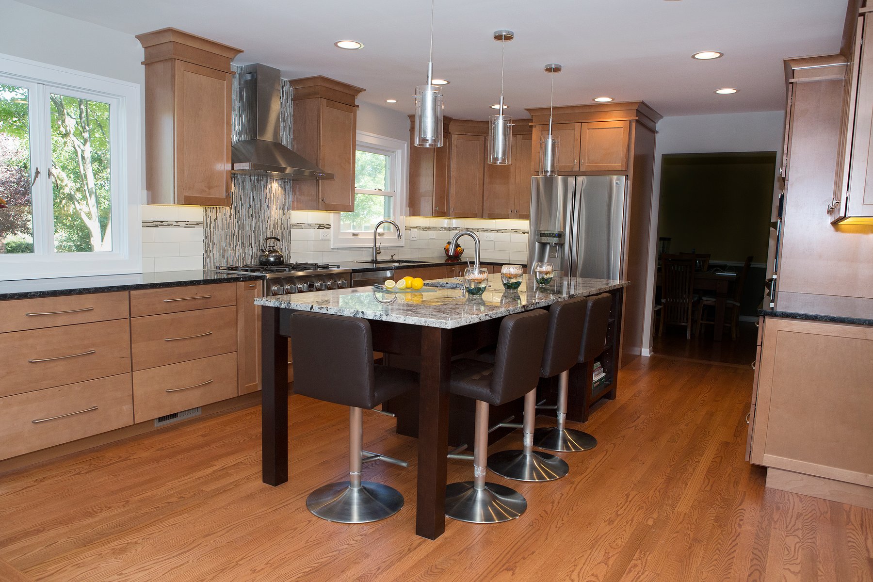 Kitchen Design Ideas for Entertaining: Turn Your Kitchen Into an ...