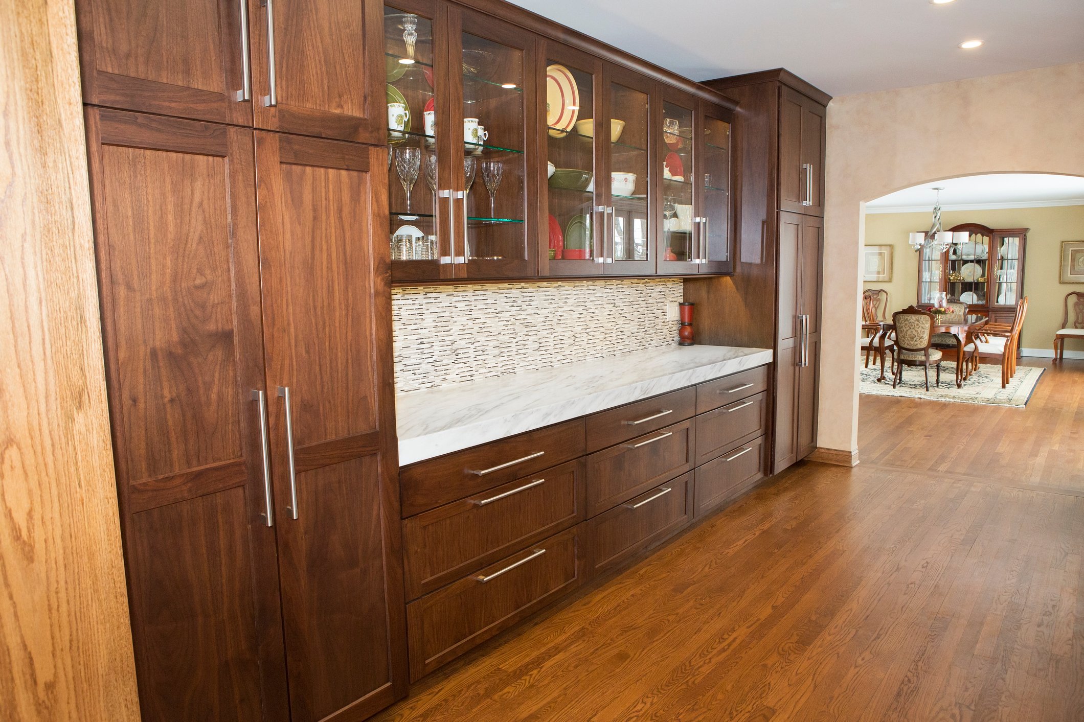 Kitchen Design Ideas for Entertaining: Turn Your Kitchen Into an ...